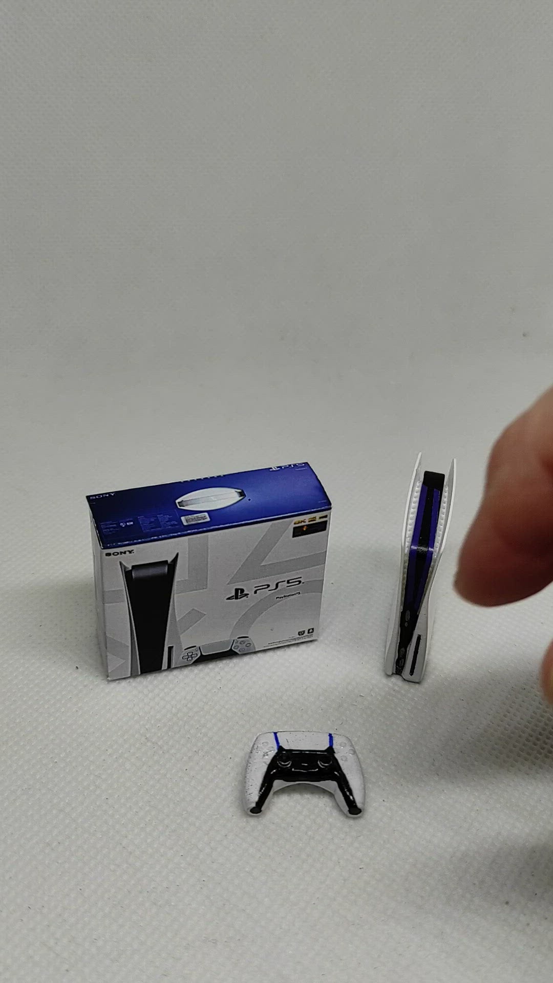 PS5 Fan Art Miniature console with 1 controllers and box. Miniature 3D ...